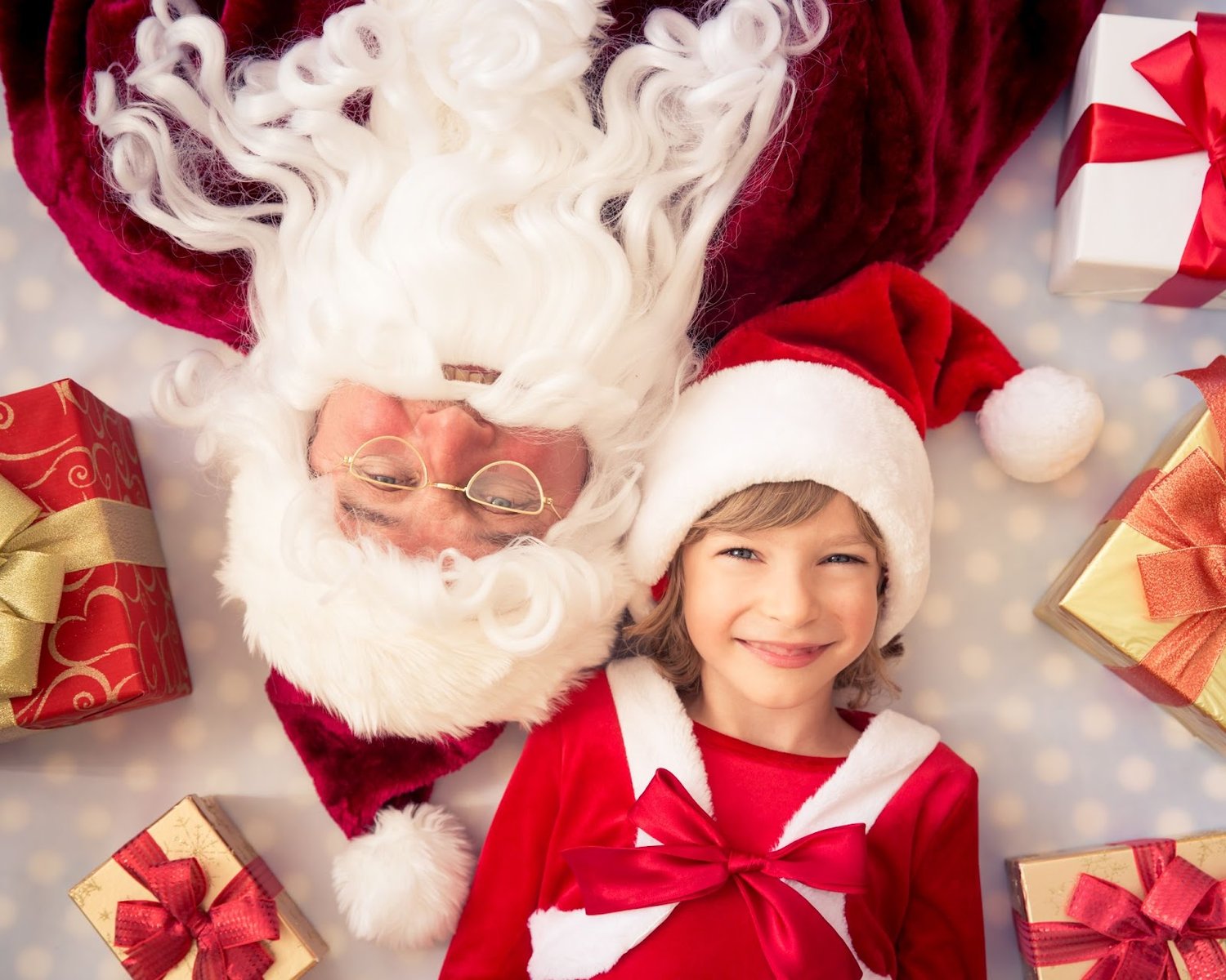 17 Christmas Real Estate Marketing Ideas to Get More Clients
