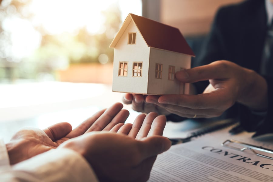 International Real Estate Investing: What You Need to Know